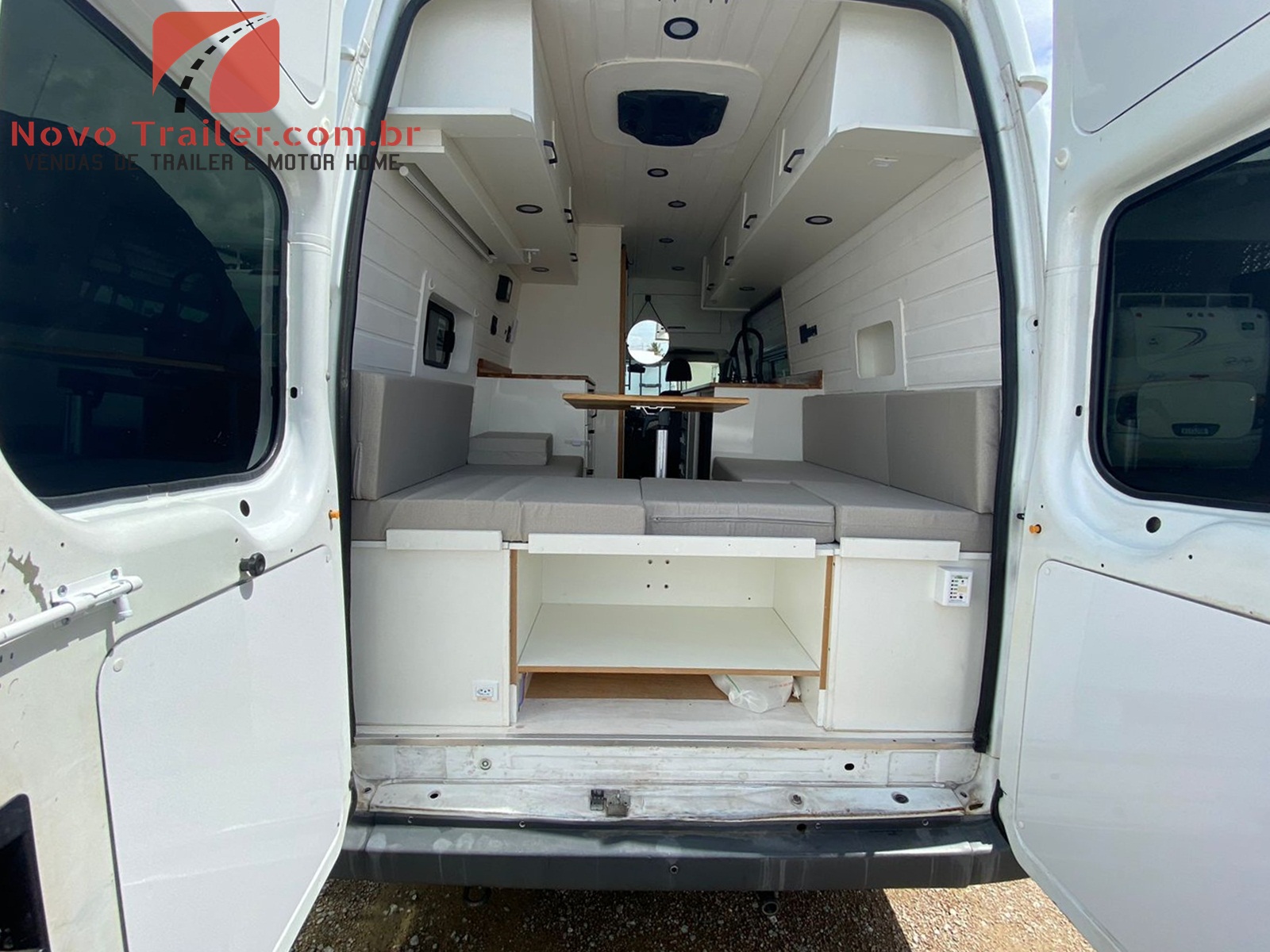 Motorhome Ford Transit – Novo Trailer